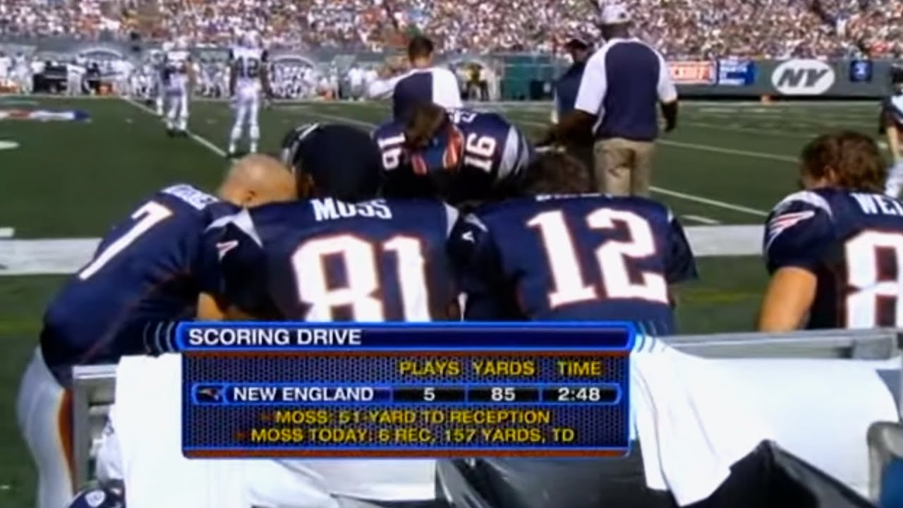 Tom Brady & Randy Moss connect for NFL milestones | September 9, 2007 ...
