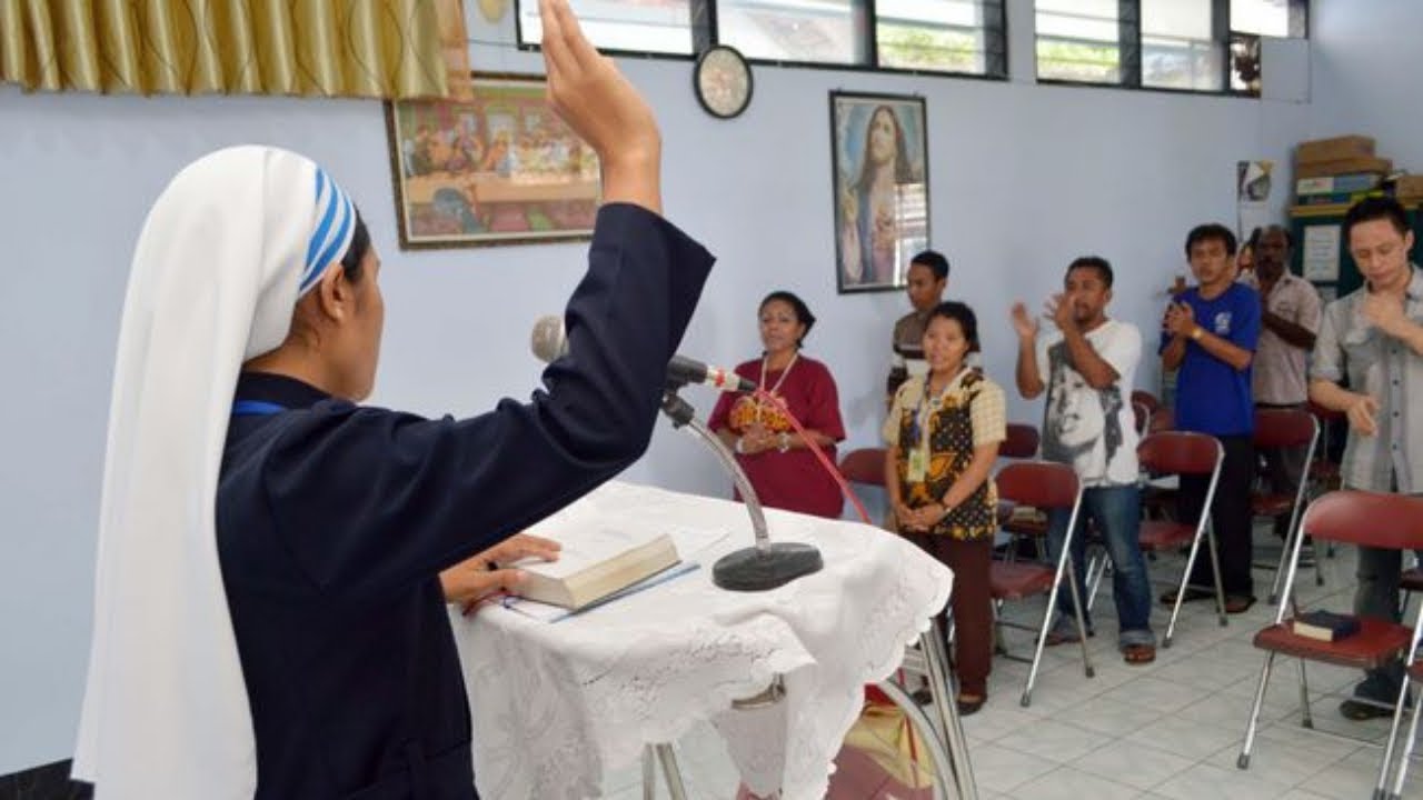 Pesan Sejuk Kolaborasi Suster Gereja Grup Kasidah Jadi Viral - YouTube