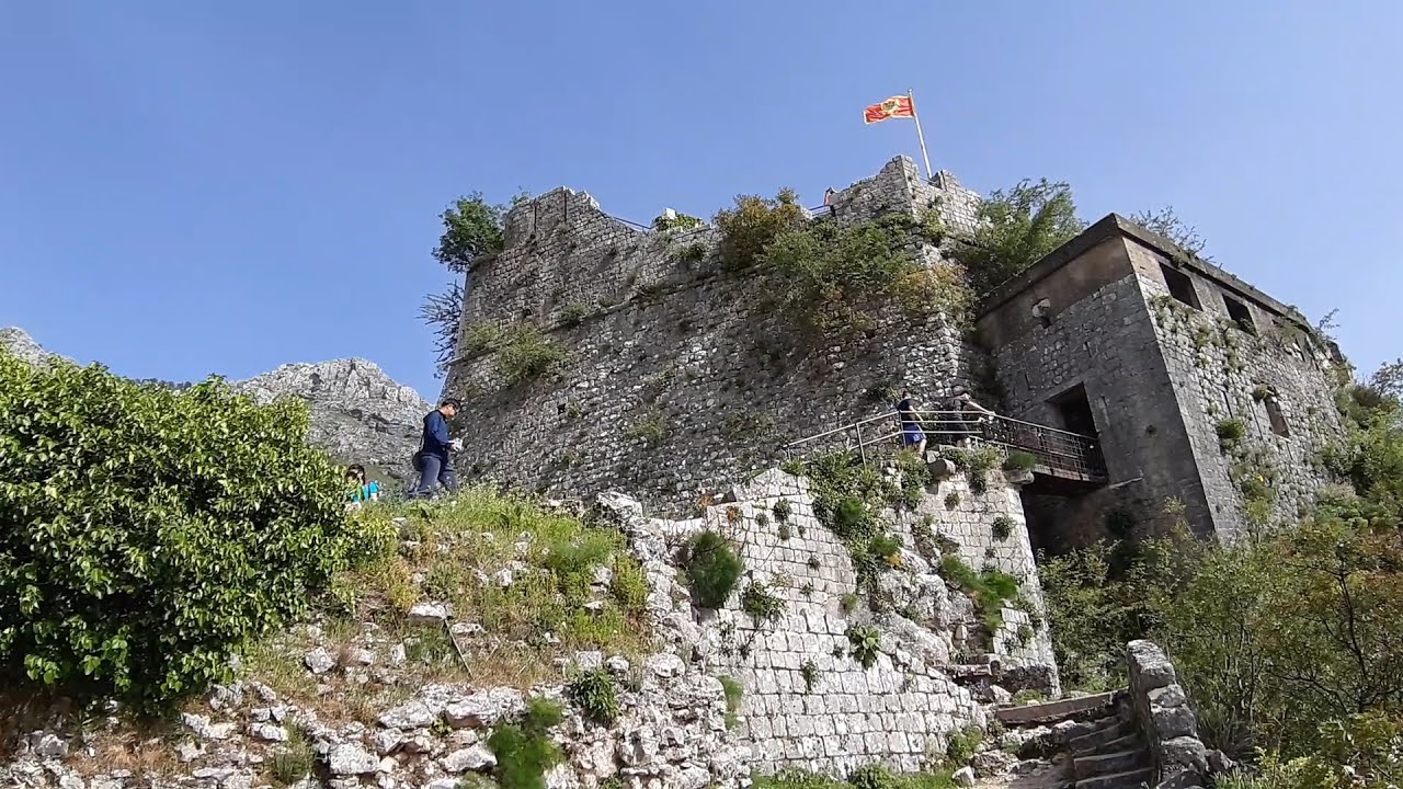 Kotor Montenegro🇲🇪Kotor’s Castle Of San Giovanni - City walls to St ...