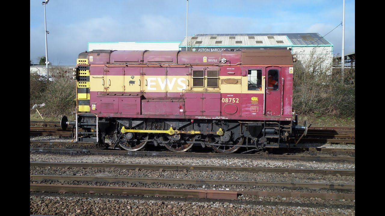 A selection of 08 shunters at various locations - YouTube