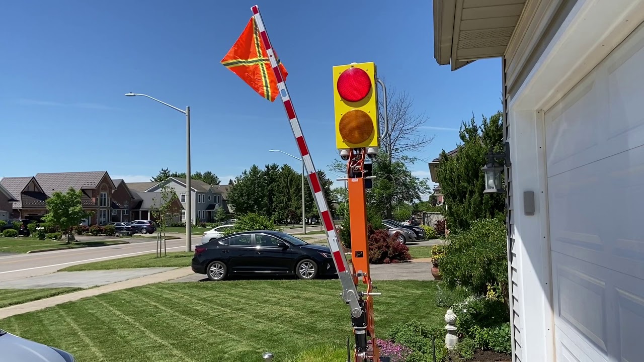 Guardian SmartFlagger Light Transition - YouTube