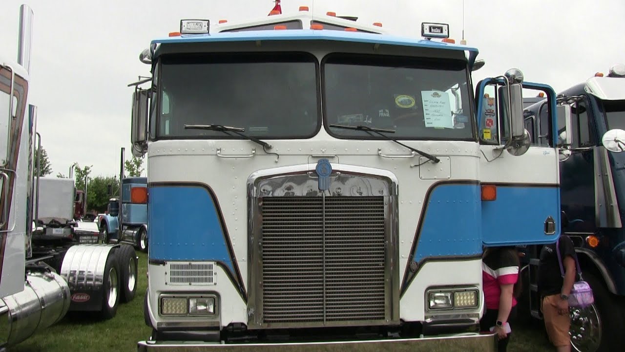 1985 White & Blue Kenworth K100 Cabover At Clifford Truck Show 2024 ...