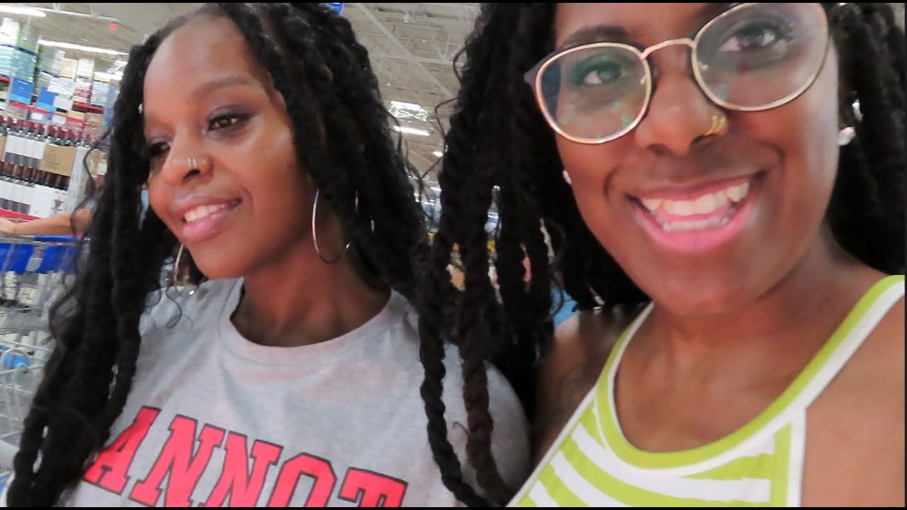 Mini Vlog: Shop w/us Sam's - YouTube