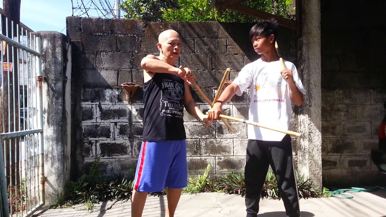 Double Sticks vs Single Stick 2 - YouTube