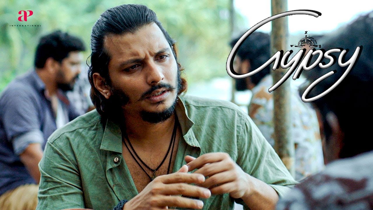 Gypsy Movie Scenes | Jiiva's deep love for his baby is evident | Jiiva ...