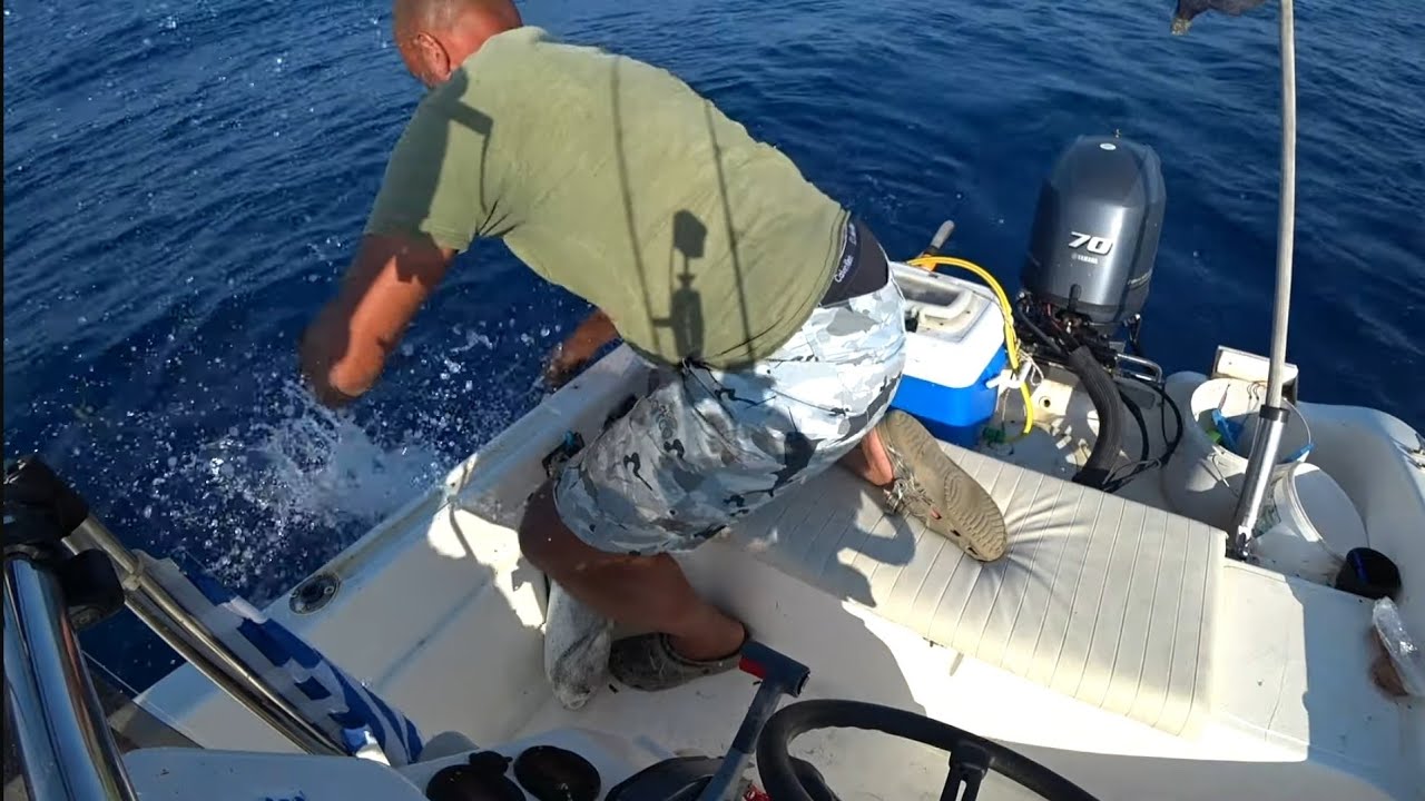 ψάρεμα δύο ψάρια έκπληξη, και το βράδυ γκόφος στα κάρβουνα. - YouTube