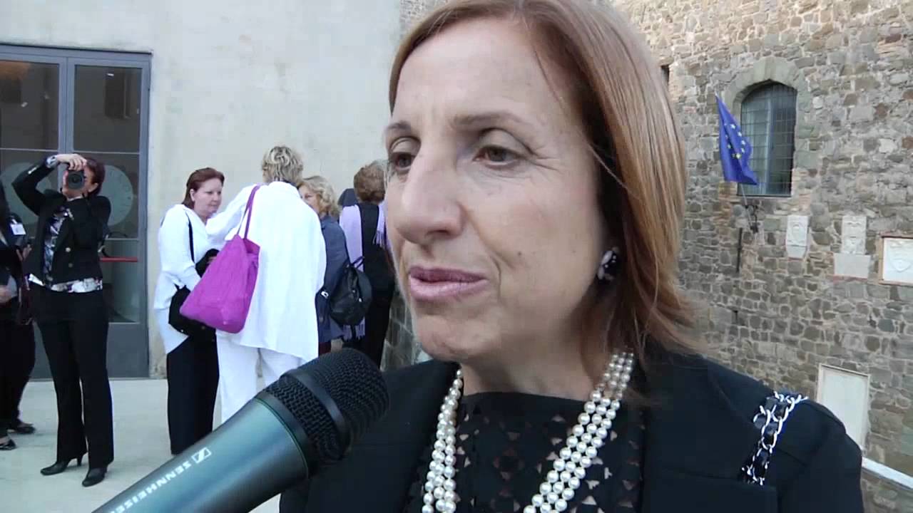 L'intervista della Montalcinonews al Maria Carmela Lanzetta, il sindaco ...