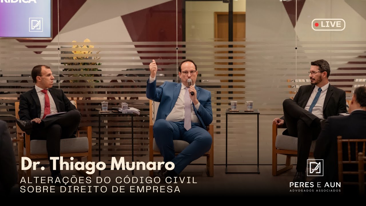 Dr. Thiago Munaro no 1º Simpósio de Atualização Jurídica - Peres e Aun ...