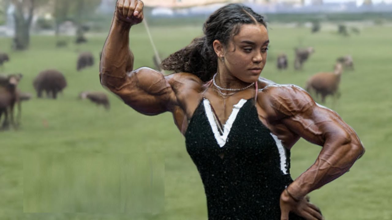 STRONG WOMAN WITH BIG BICEPS : ELENA , IFBB PRO FBB - YouTube