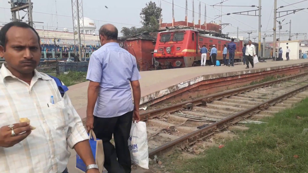 First Time BGP-LTT Express Running With Electric Locomotive - YouTube