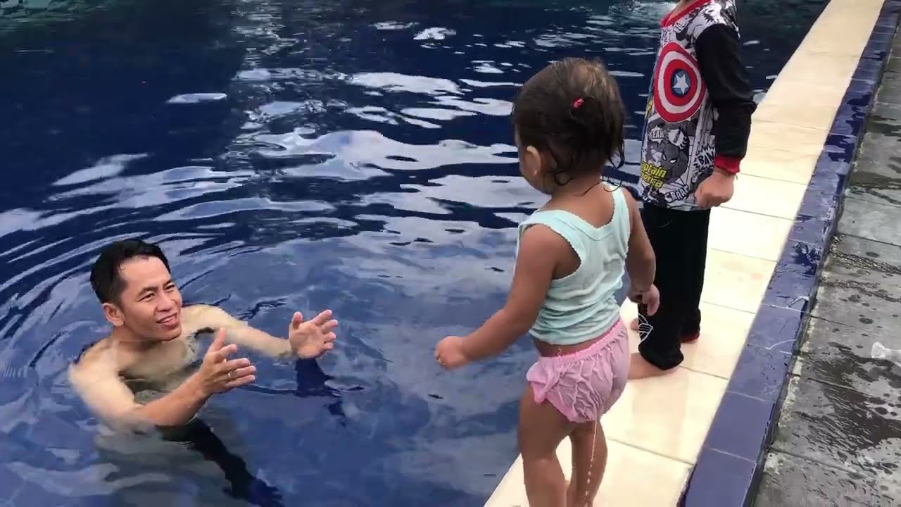 Kolam Renang di Jogja Harganya Murah Banget | Villa Kalijeruk - YouTube