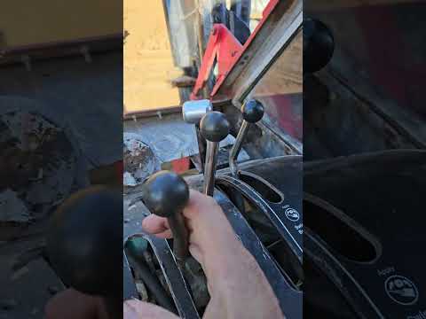 518 Link-Belt Friction Crane Control Levers - YouTube