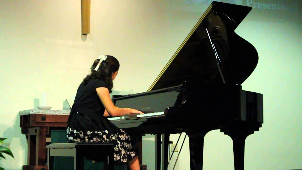 Stella Woo piano recital. June 22 2013 - YouTube