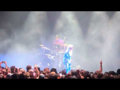 Oliver Tree - All That (live forum Melbourne