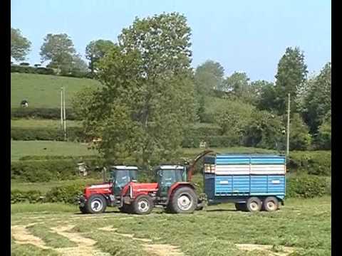 Lifting silage at Drumreagh Road Ballygowan County Down. - YouTube