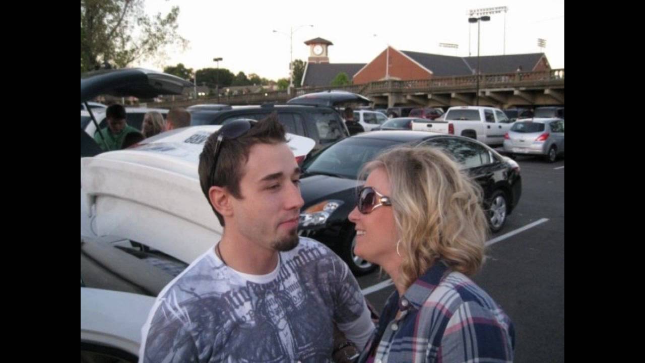 dustin & jessie 2009.wmv - YouTube