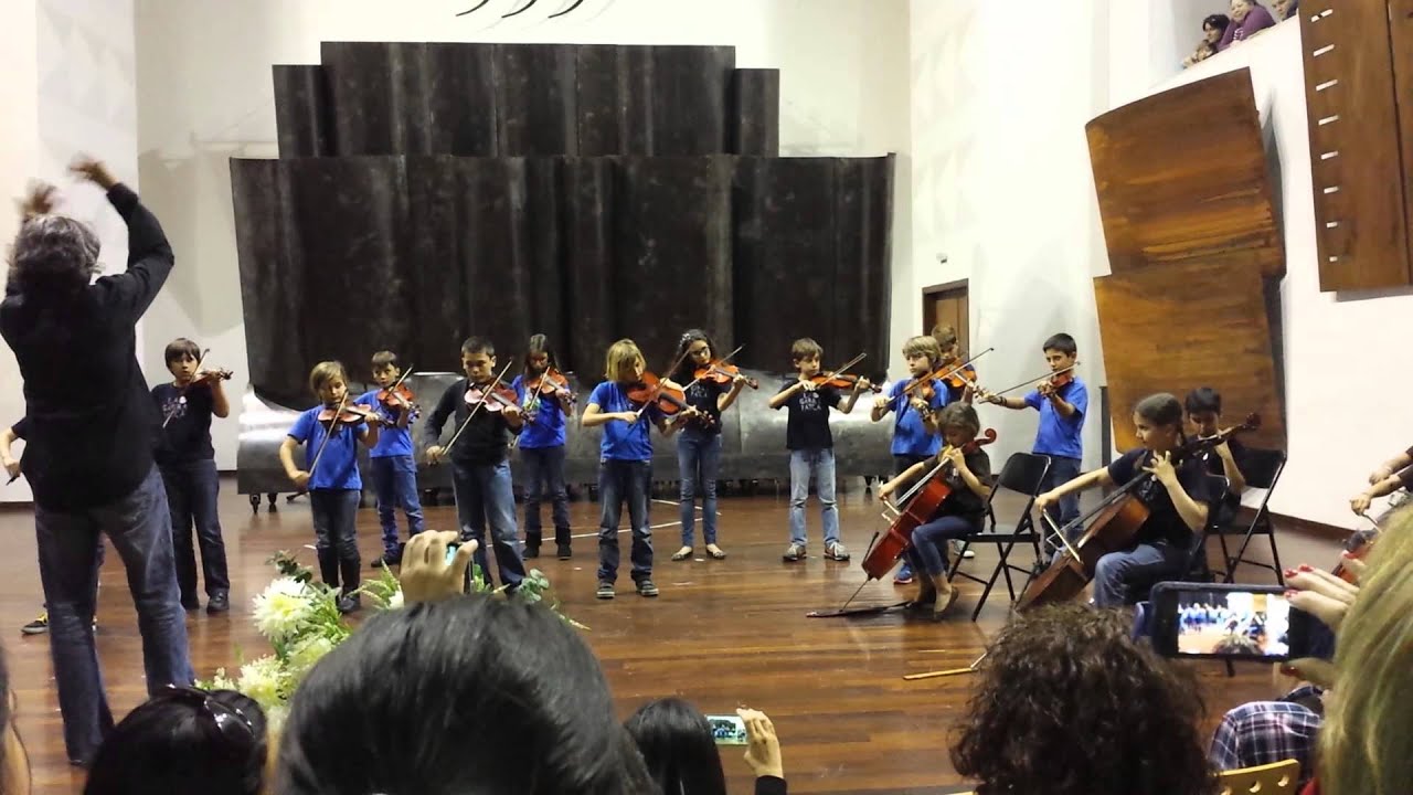 We are the champions - ARIANN & Garrapatea - YouTube