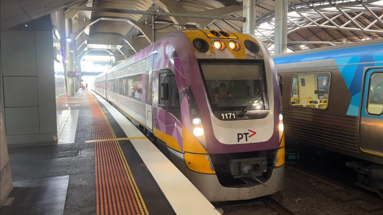 V/Line VL71 Departing Southern Cross Station to Traralgon - YouTube