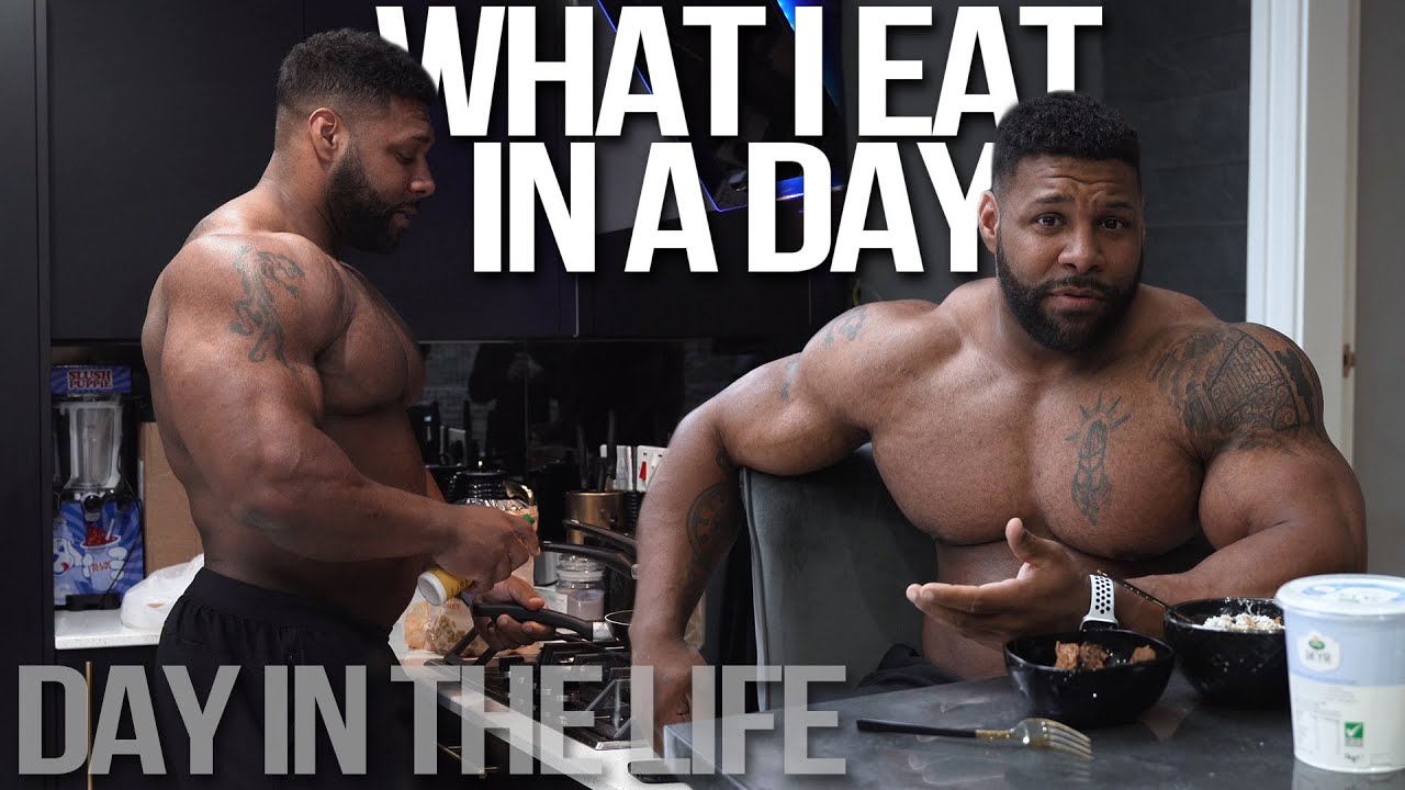 WHAT I EAT IN A DAY // PRO BODYBUILDER DAY IN THE LIFE - YouTube