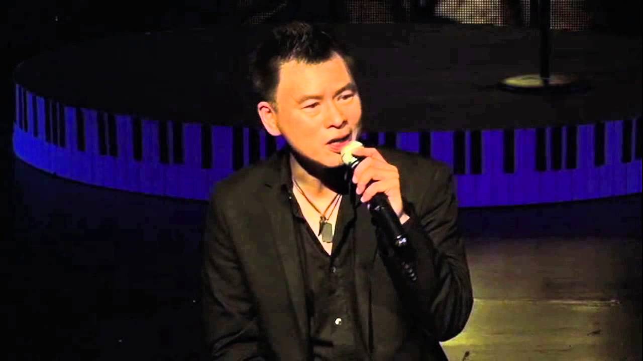Dennis Sy Coming Home Concert - Bluer Than Blue cover - YouTube