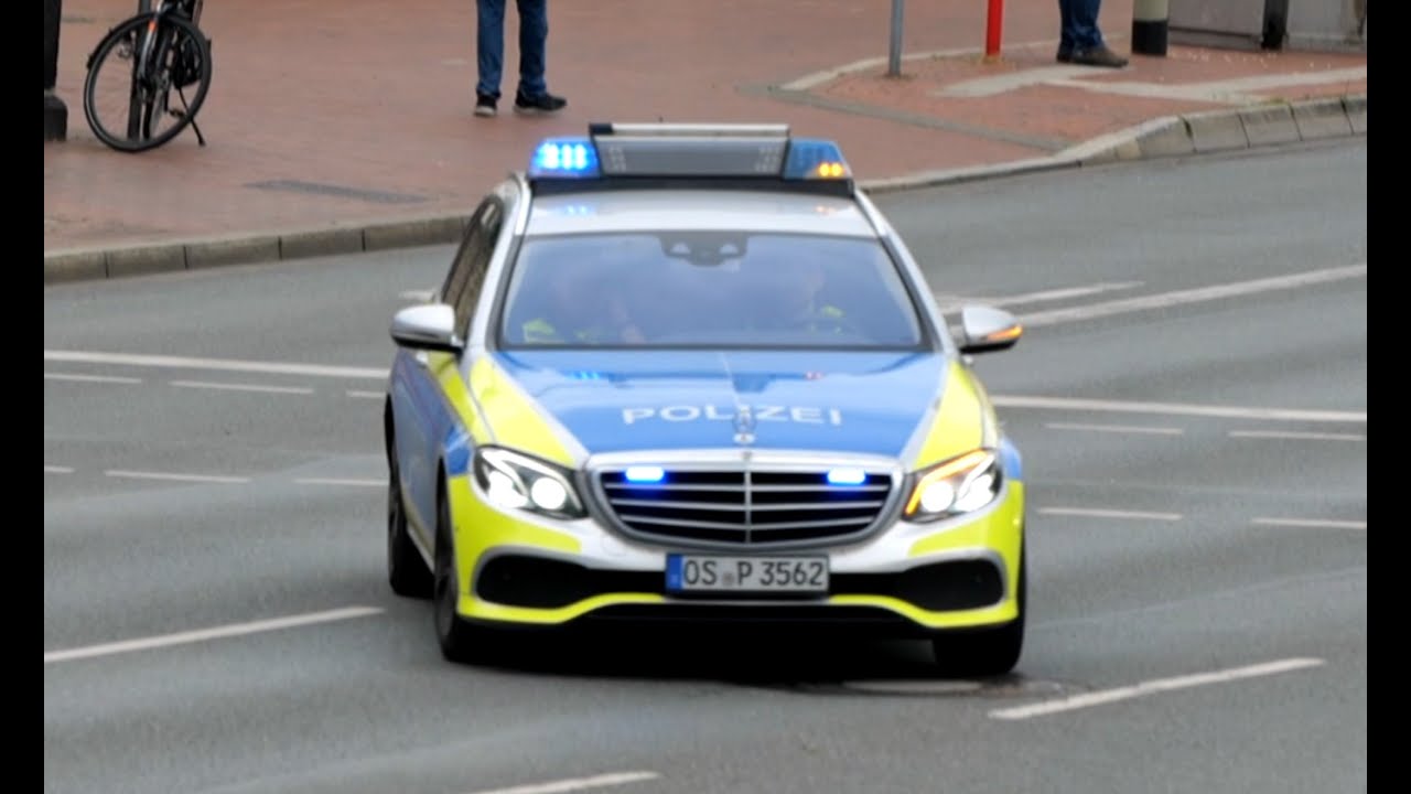 [Autobahnpol durch die Stadt] 19/28 FuStW Autobahnpolizei Osnabrück auf ...