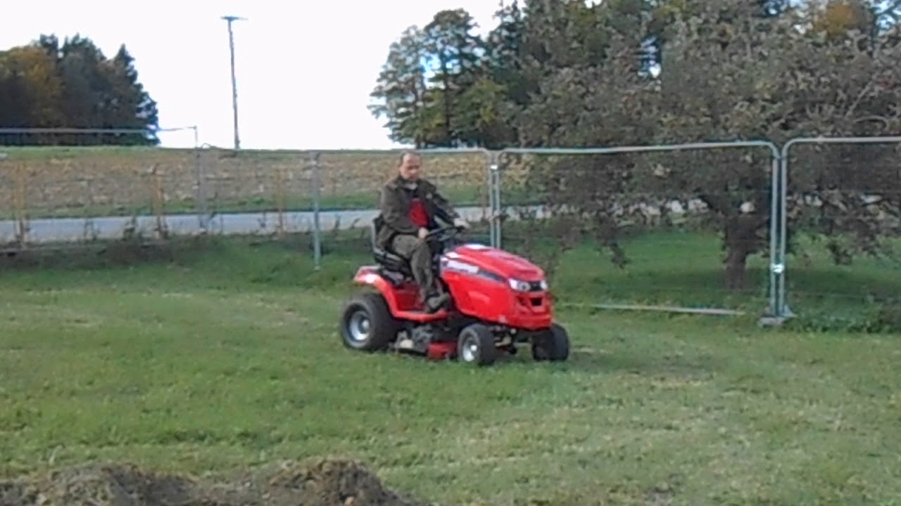 Zahradní traktor Snapper LT 200 aukce 14.10.2017 - YouTube