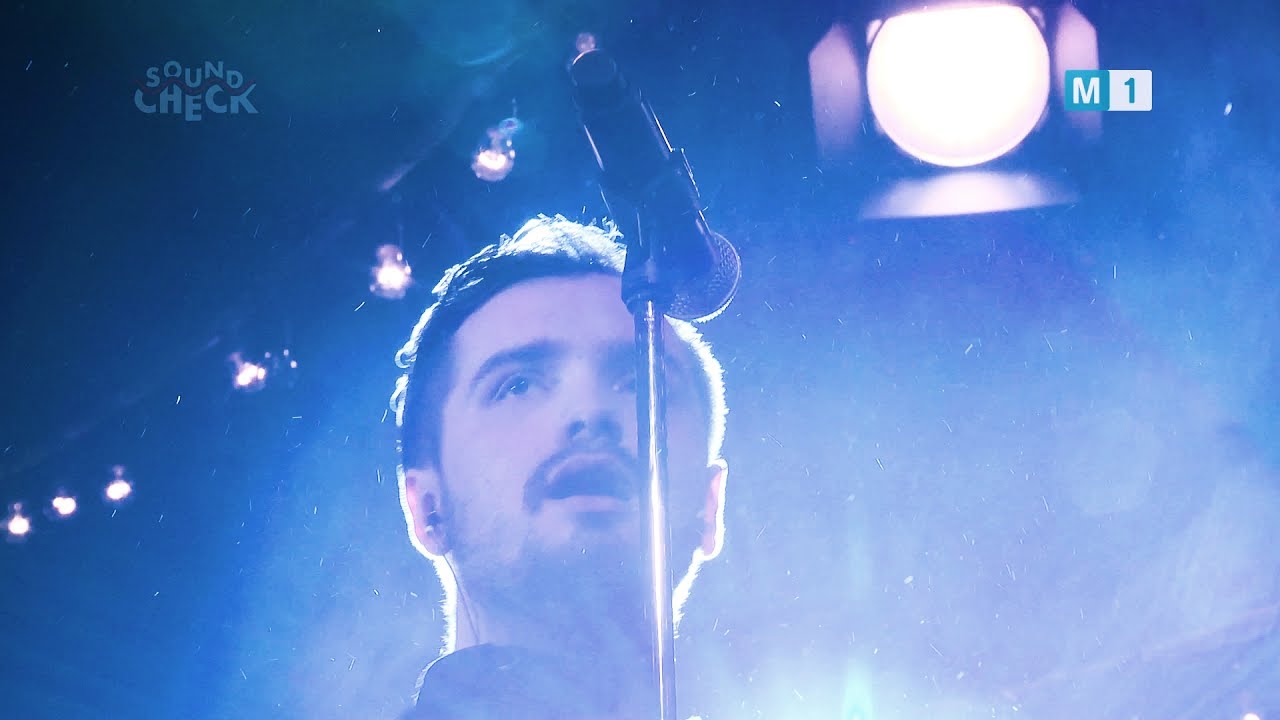 Mevv - Pentru Ea (Live M1) - YouTube