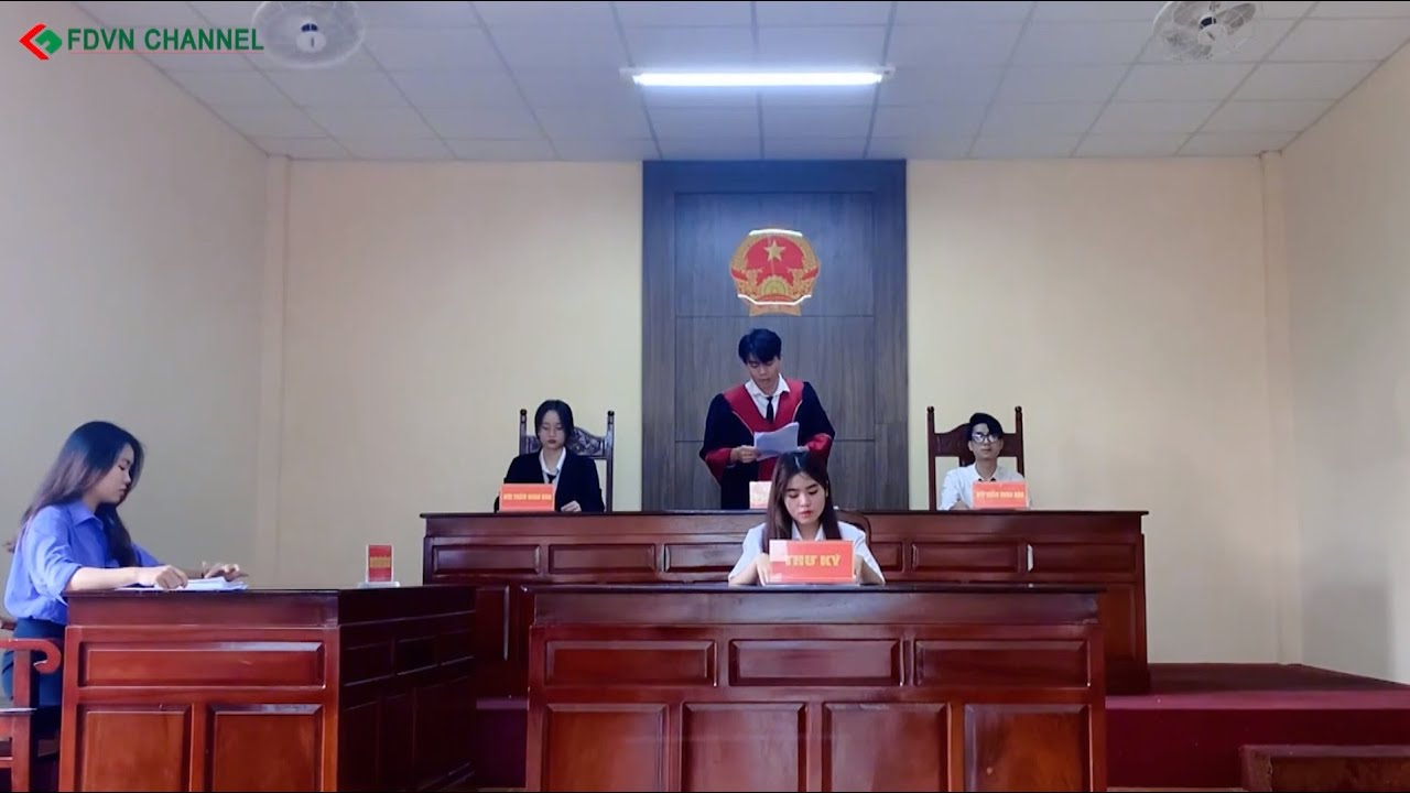 VIDEO DIỄN ÁN LỚP LUẬT DÂN SỰ K44B: TRANH CHẤP HỢP ĐỒNG ĐẶT CỌC, HỢP ...