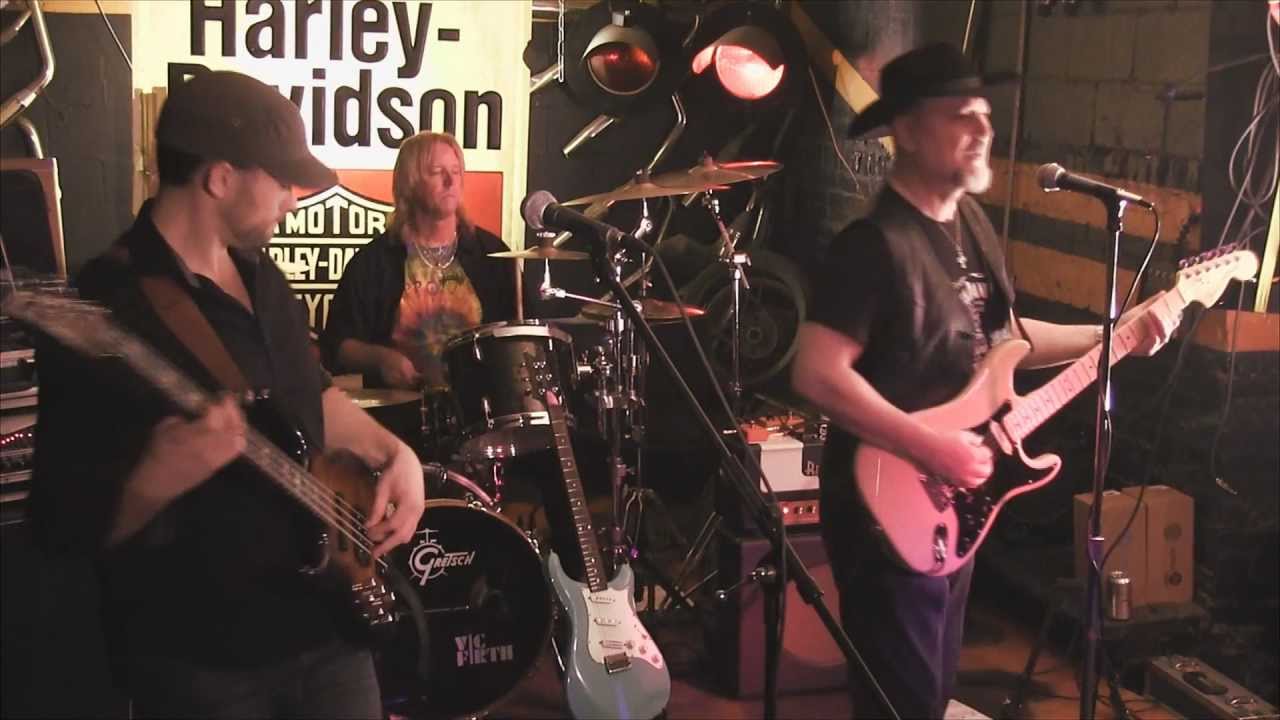 Bill Lyerly Band - Hangmen - YouTube