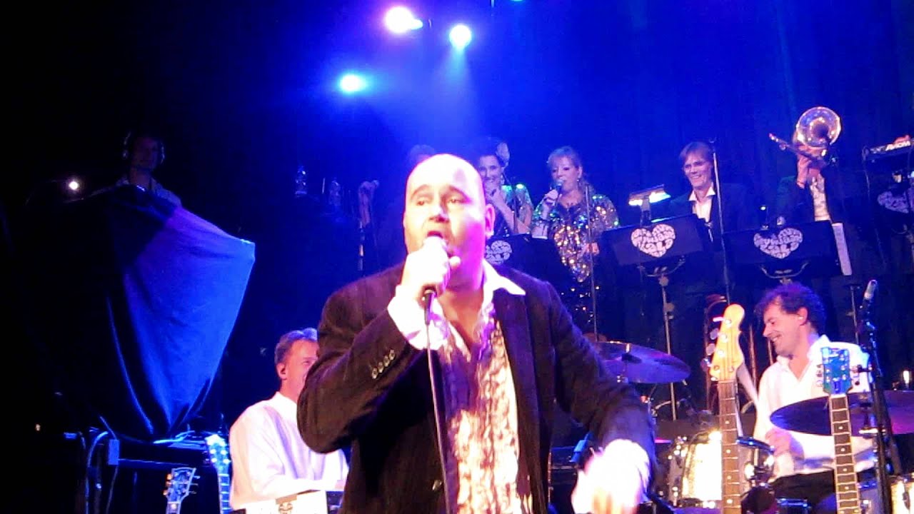 Sex met die kale (Sex on fire) - Alwin de Rijke @ nieuwjaarsgala Studio ...