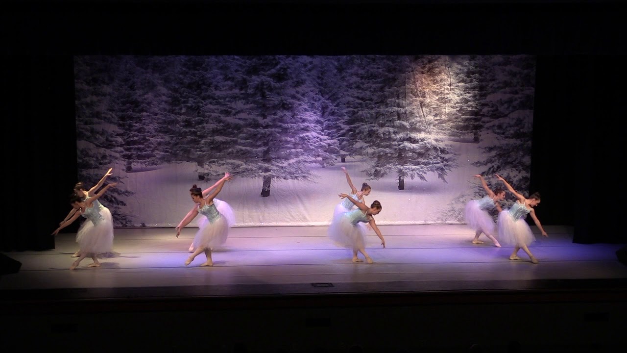 snow scene - YouTube