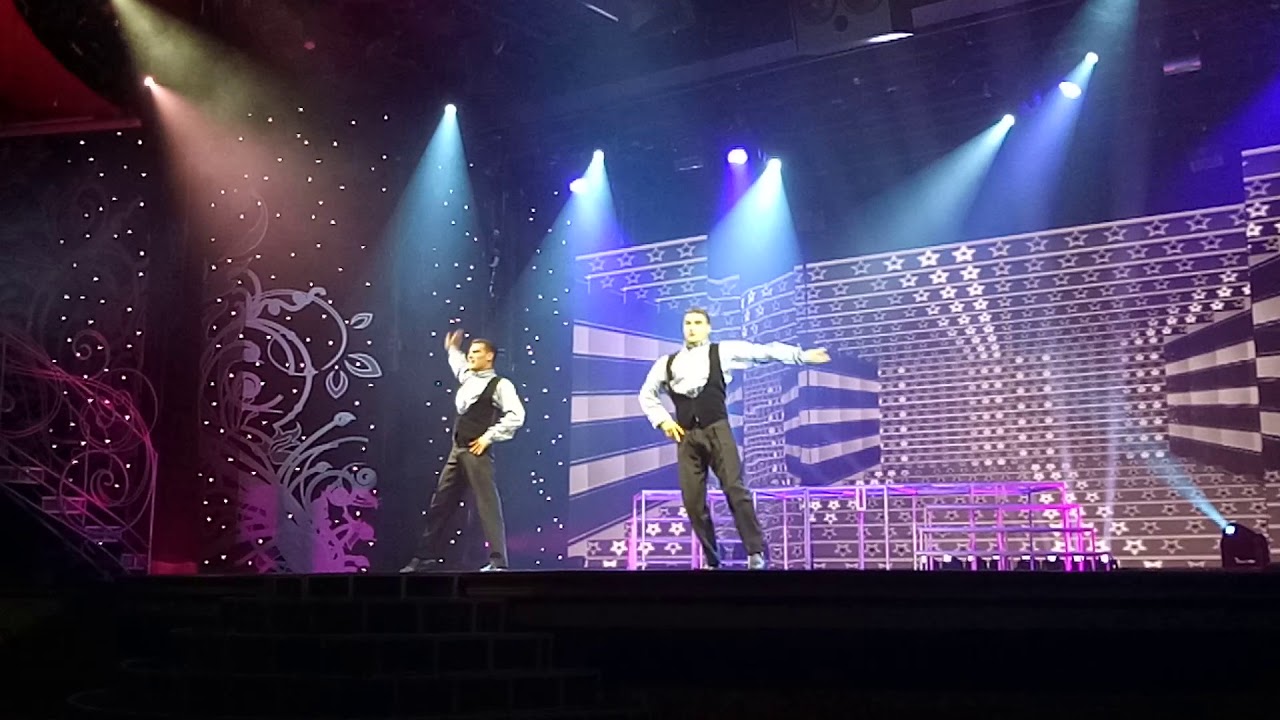 starcruises circus and exhibition show - YouTube