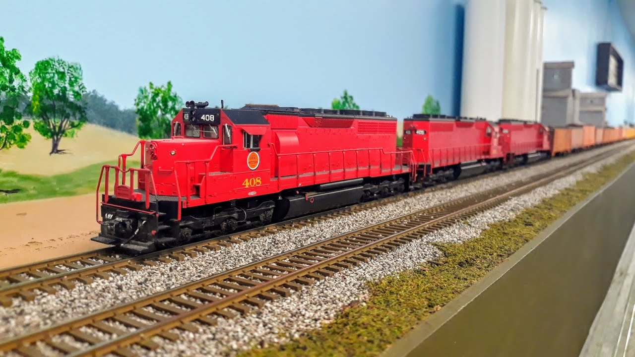 HO Scale Ops: Mike Porter's Chicago Great Western (pt1) - YouTube