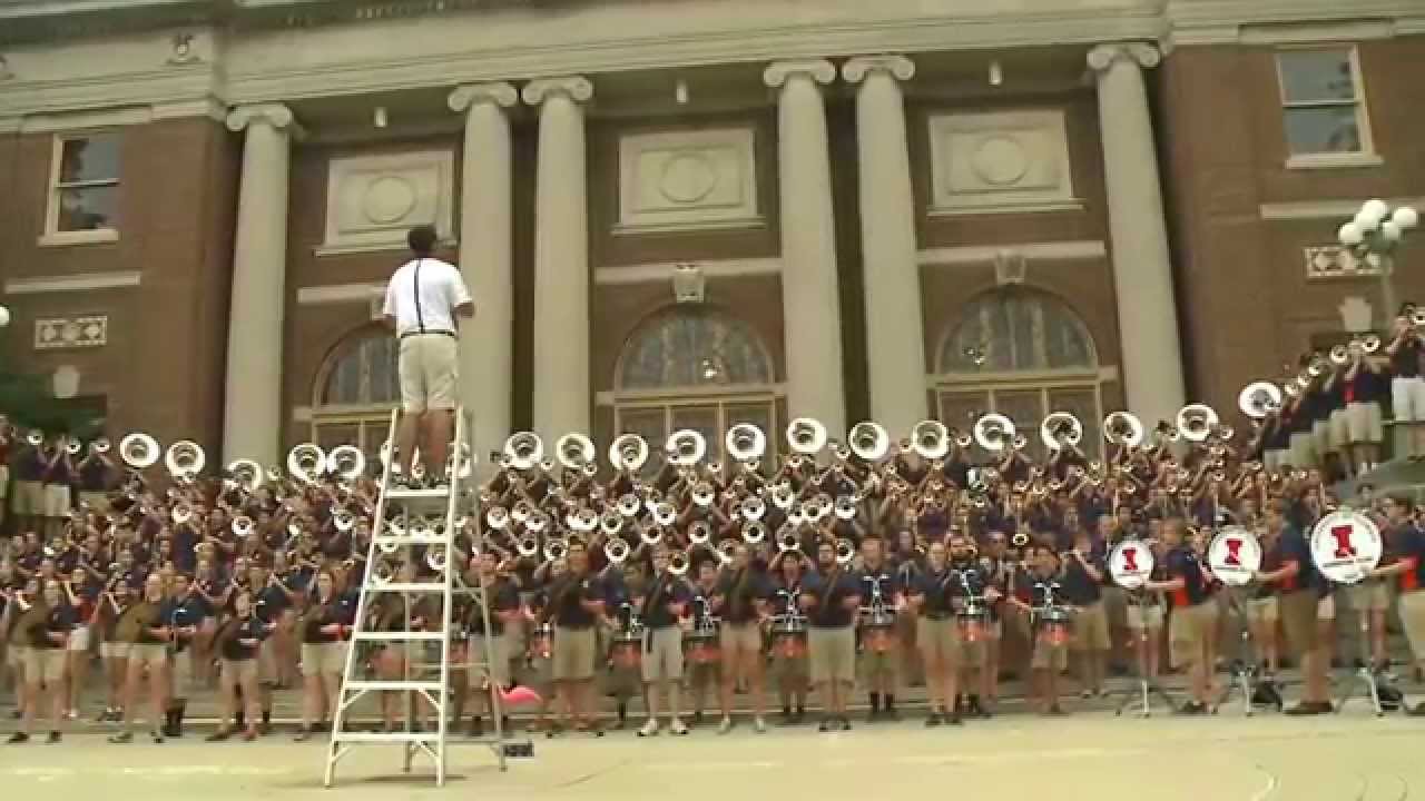 Marching Illini: University of Illinois Quad Day Highlights - YouTube