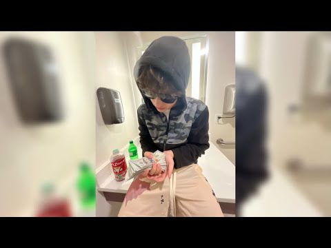 Cashout Mike “MENACE” Lyrics - YouTube