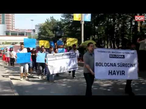 DGH - Anadolu Üniversitesi Hazırlık Öğrencileri Rektörlüğe Yürüdü