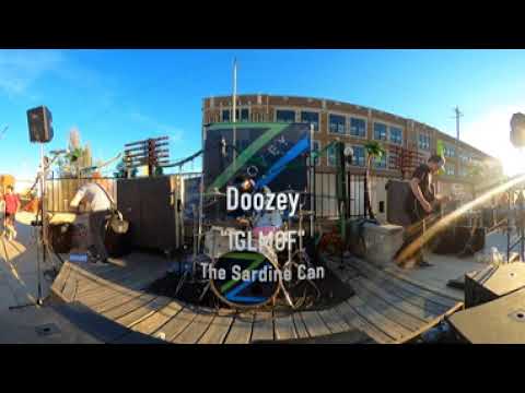 Doozey Performing "IGLMOF" at The Sardine Can - 360° VR Music Video ...