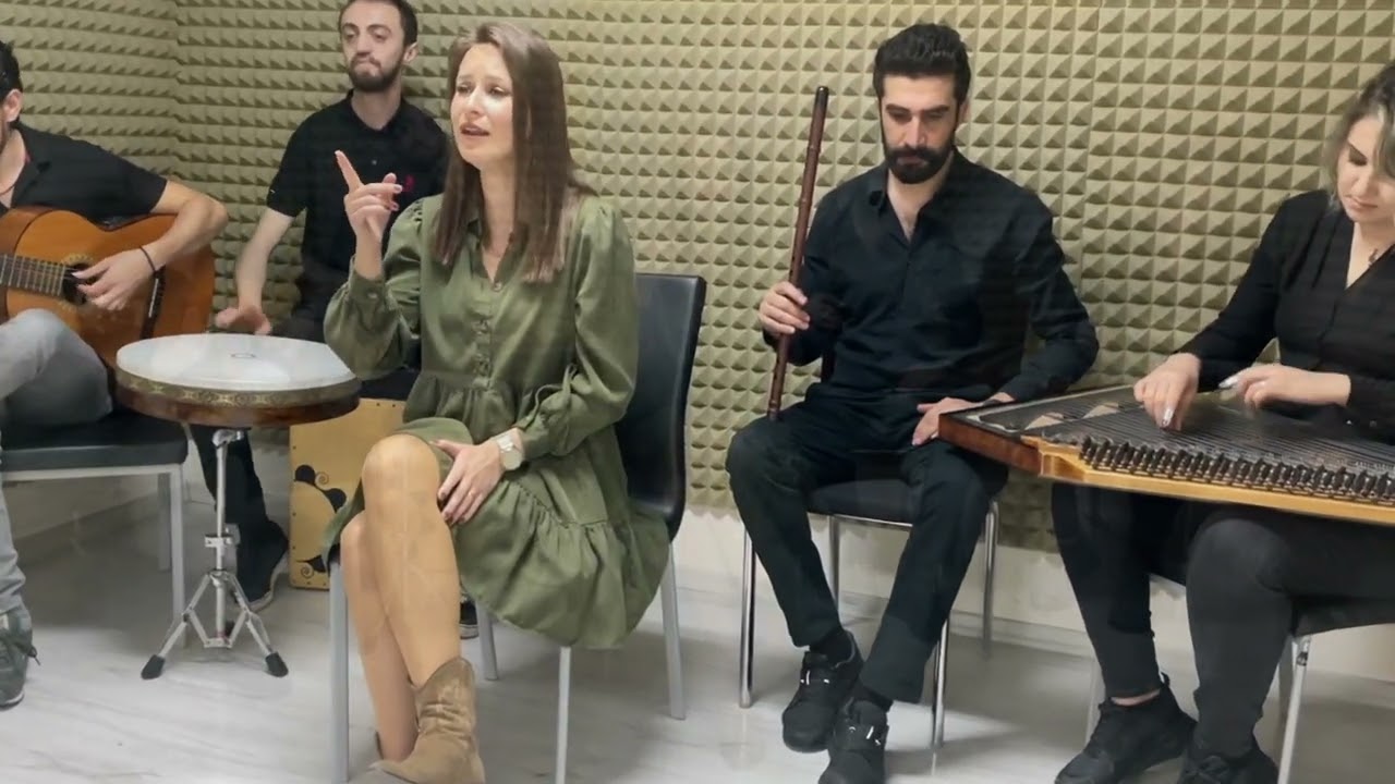 IĞDIR’IN AL ALMASI - Selda ÇOLAK - YouTube