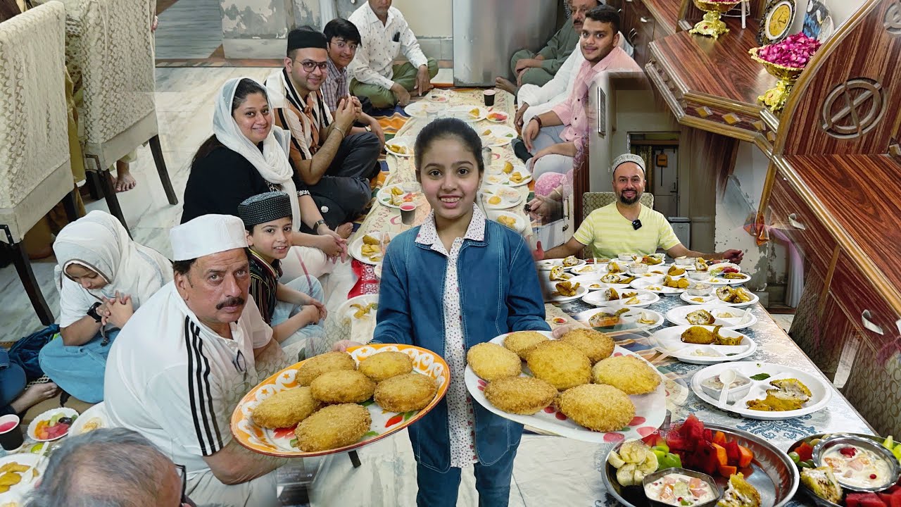 Dawat-e-Iftaar For Whole Family | Iftar Party At Our Home | Ramadan ...