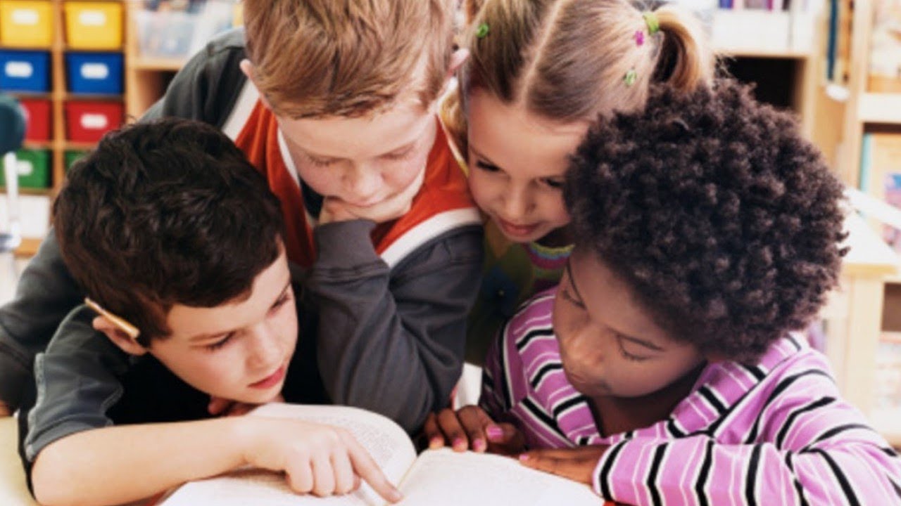 Uso correcto del lenguaje - YouTube