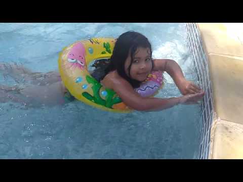 kamily na piscina