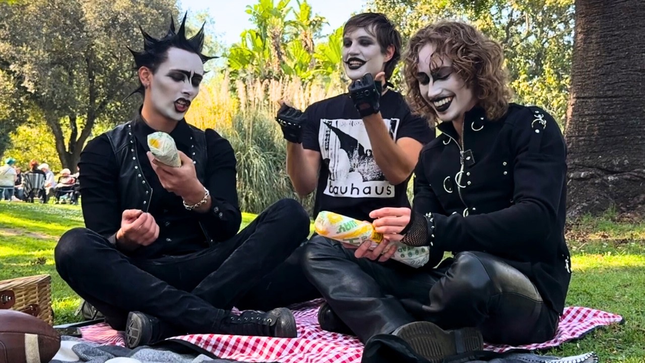 goth park day - YouTube