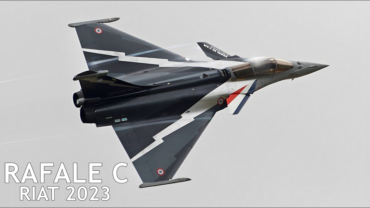 The IMPRESSIVE French Rafale C solo display - RIAT 2023 - YouTube