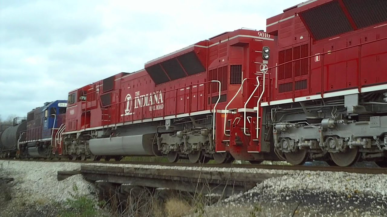 INRD SD9043MAC's and GP38-2 - YouTube