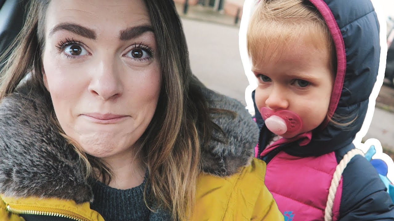 Surprising 1st day // she's so grown up! - YouTube