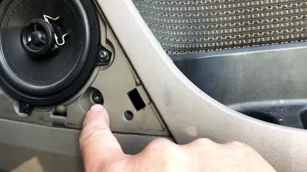 DAF XF door card removal - YouTube