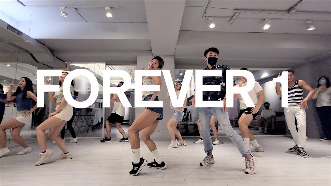 Girls' Generation 소녀시대 'FOREVER 1' dance cover by 哆啦dola/Jimmy dance studio - YouTube