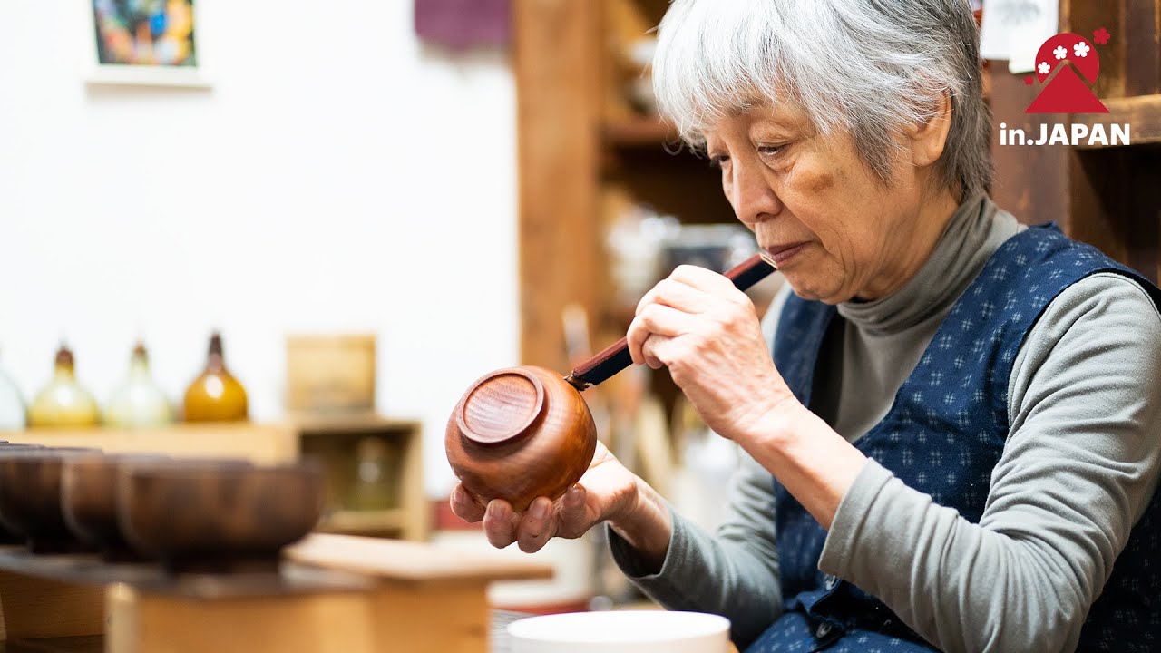 Urushi Lacquerware - Preserving the family's craftsmanship ...