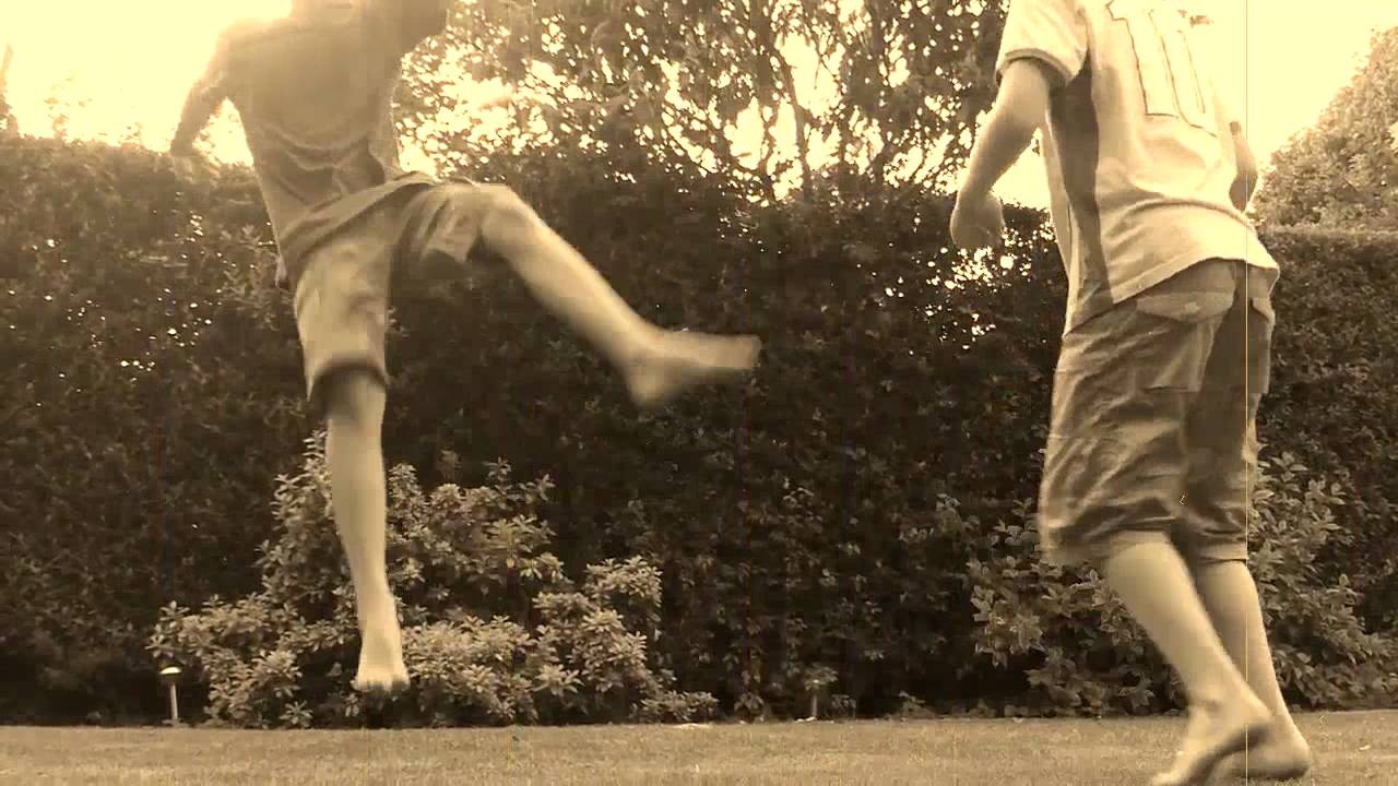 kung-fu fighting. SLOW-MOTION - YouTube