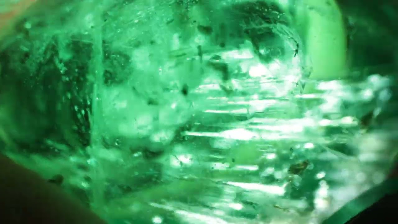 Natural Zambia Emerald Inclusion 20 - YouTube